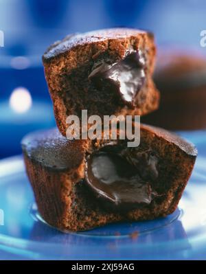 Individual runny chocolate cake Stock Photo - Alamy