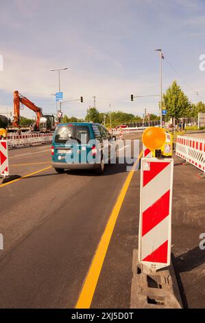 Roadworks, traffic congestion, traffic situation, obstruction, traffic ...