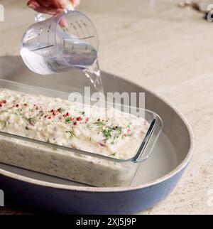 Preparing the Bain-Marie Stock Photo - Alamy