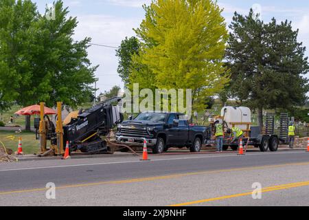 A Vermeer directional drill or boring machine for installing plastic ...