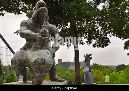 'We the People' sculpture, by Jacques Lipchitz, in Municipal Services ...