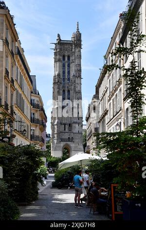 The sunset of Saint Jacques tower which is an historical place Stock ...