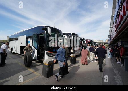 ISTANBUL, TURKIYE - APRIL 06, 2024: Metro Turizm in Esenler Coach ...