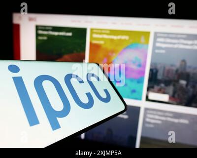 Smartphone with logo of Intergovernmental Panel on Climate Change (IPCC ...