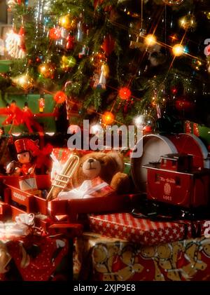 White bear Christmas toy with lights on background. New year concept ...