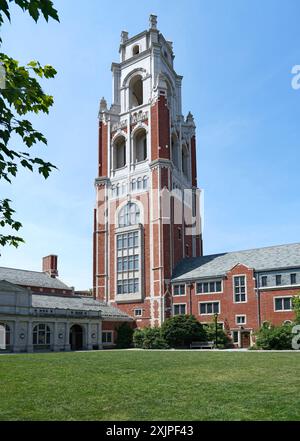 Pauli Murray College, brick and stone gothic architecture at Yale ...