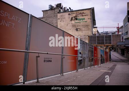 Construction site, controversial building project of Rene Benko's insolvent Signa company, logo ...