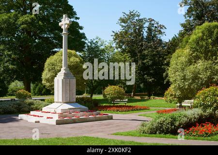 The restored war memorial at Boxmoor, Hemel Hempstead, Hertfordshire ...