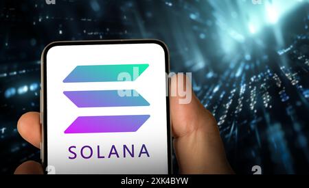 Solana blockchain platform cryptocurrency Stock Photo - Alamy