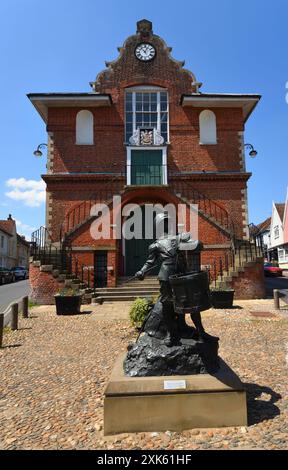 Woodbridge's Drummer boy Statue and Shire Hall Stock Photo - Alamy