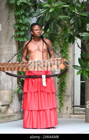 Festival d'Avignon IN 2024 "Trace...", a show by Michael Disanka and ...
