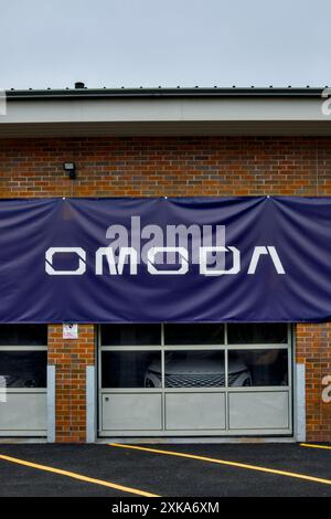 Endeavour Automotive Dealership Showroom Of Omoda Cars, Watford ...
