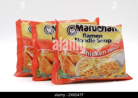 Maruchan instant noodle soup ramen packet Stock Photo - Alamy