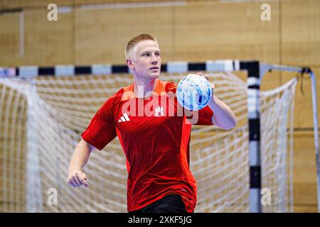 Frederik Bo Andersen (Handball Sport Verein Hamburg, #21) GER, THW Kiel ...