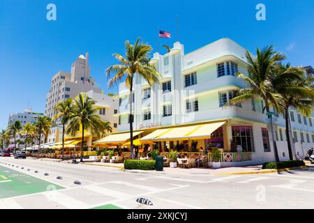 Pastel art deco buildings along Ocean Drive, Miami Beach, Florida, USA ...