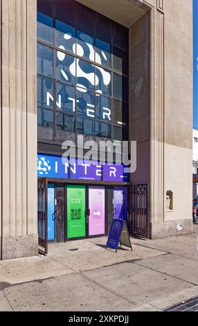 NYC Chinatown: The monolithic limestone landmark, National City Bank ...