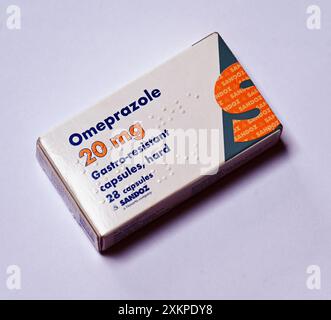 Omeprazole 20mg gastro resistant capsules medication pack of pills. Box ...