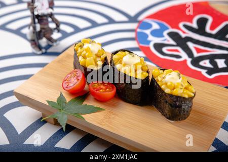 Sweet corn Sushi Gunkan Stock Photo - Alamy