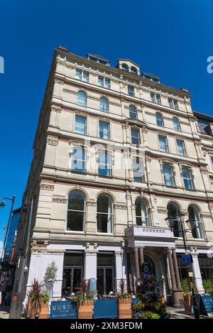 Gusto italian restaurant in Colmore Row, Birmingham Stock Photo - Alamy