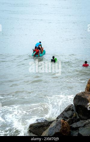 Tanur Fishing Harbor in Tanur Nagaram, the largest Harbor in Malappuram ...