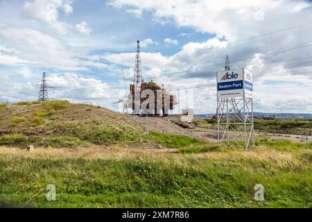 Hartlepool, UK. 26th July 2024. The Shell Brent Charlie Rig arrived at ...