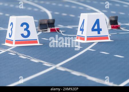 Starting block with numbers and lines. Horizontal sport theme poster ...