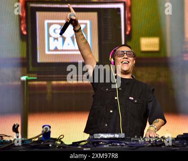 Gok Wan, Designer turned DJ on main stage at Camp Bestival, Dorset on ...