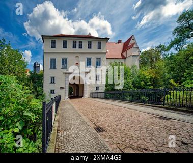 Johann-Georg-Bau, Koethen Palace and Palace Park, Koethen, Saxony ...