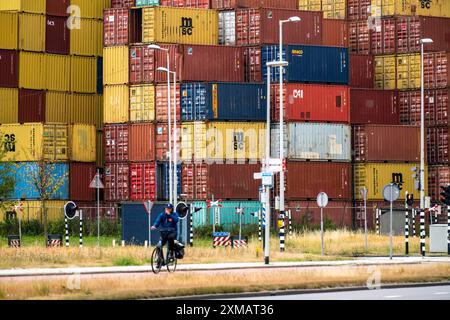 Europoort harbour, Waalhaven area, large container stack, warehouse, at ...