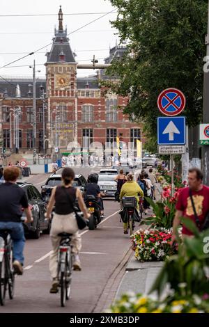 bicycle path marking on the street with pictogram of a bike bicycle ...