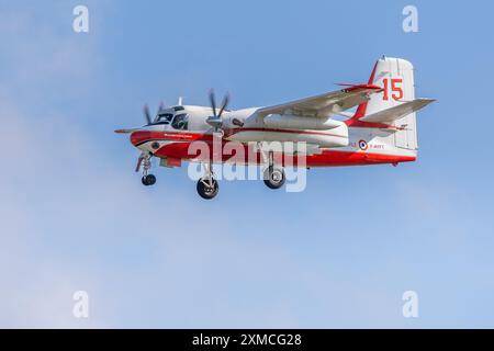 French Sécurité Civile - Conair S-2 Turbo Firecat, arriving at RAF ...