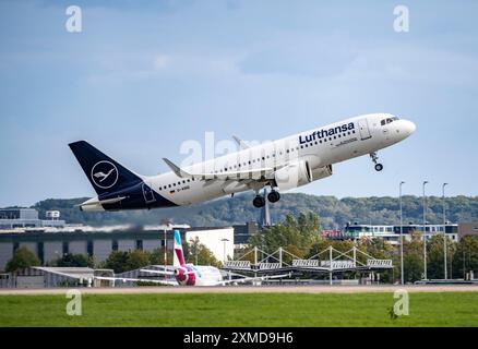 Lufthansa, Airbus A319-100, D-AILA, beim Start auf dem Flughafen ...