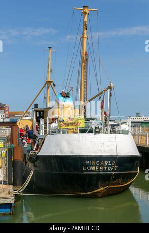 Historic fishing boat trawler museum Mincarlo in harbour at Heritage ...
