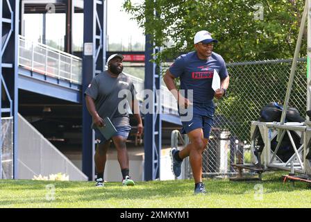 Former New England Patriots wide receiver Julian Edelman waves to the ...