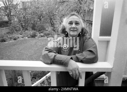 Professor Margaret Boden 20 November 1990 Picture by Roger Bamber Stock ...