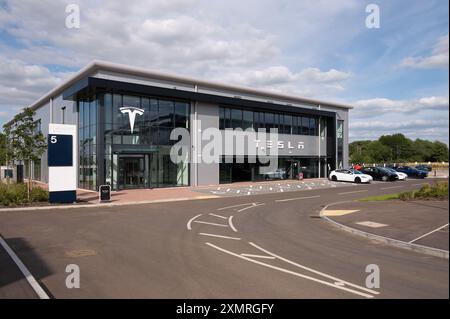 Exterior of the Tesla Center showroom, Bicester, UK Stock Photo - Alamy