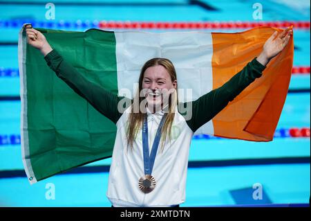Ireland's Mona McSharry with her bronze medal won in the Women's 100m ...