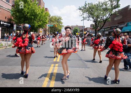 Bolivians of the San Simon Sucre dance troupe perform at the ...
