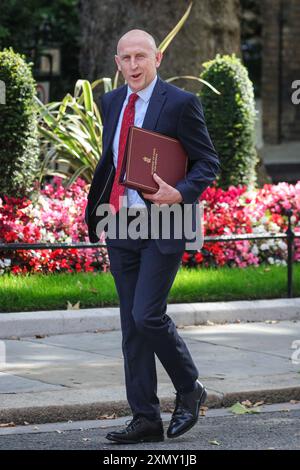 Defence Secretary John Healey looks at the Storm Shroud AR3 system as ...