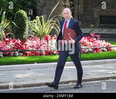 Defence Secretary John Healey looks at the Storm Shroud AR3 system as ...