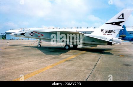 A North American RA-5C Vigilante of Heavy Attack Squadron RVAH-12 ...