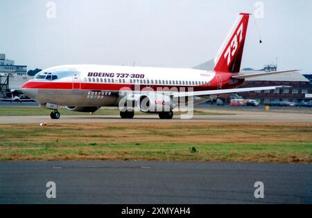 Aircraft static port. Boeing 737 pressure reading port on the fuselage ...