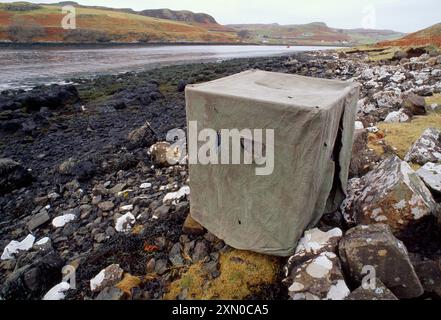 Portable canvas hide, with camouflage for watching and photographing ...