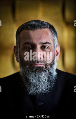 Anjem Choudary Portrait Stock Photo - Alamy