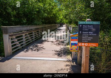Trail sign and boardwalk at Muir Beach, Marin County, California USA ...