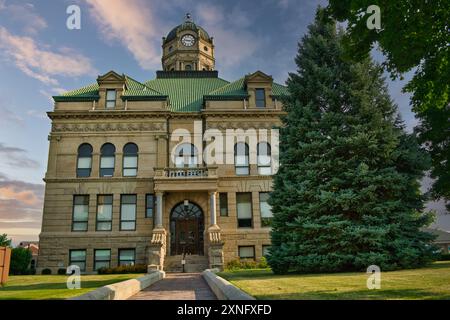 The Auglaize County Courthouse in downtown Wapakoneta, Ohio. USA 2024 ...