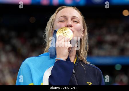 Sweden's Sarah Sjostrom poses with the gold medal following the Women's ...