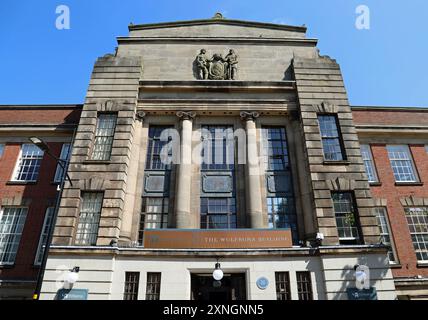 The Wulfruna Building in Wolverhampton Stock Photo - Alamy