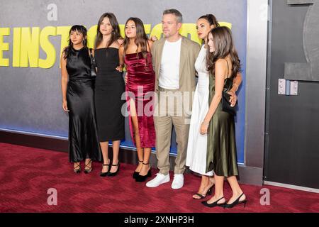 Matt Damon, Alexia Damon, Isabella Damon, Gia Damon and Stella Damon ...