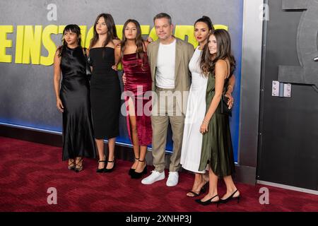 Matt Damon, Alexia Damon, Isabella Damon, Gia Damon and Stella Damon ...